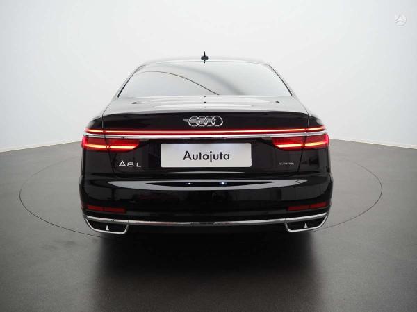 Black Audi A8 2019 in Vilnius, with an engine capacity of 2.97 L and mileage of 132 thousand km for 36500 €, photo 5 on AUTOMOTO.COM.LV