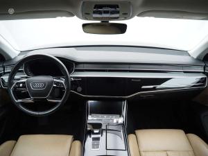 Black Audi A8 2019 in Vilnius, with an engine capacity of 2.97 L and mileage of 132 thousand km for 36500 €, photo 19 on AUTOMOTO.COM.LV