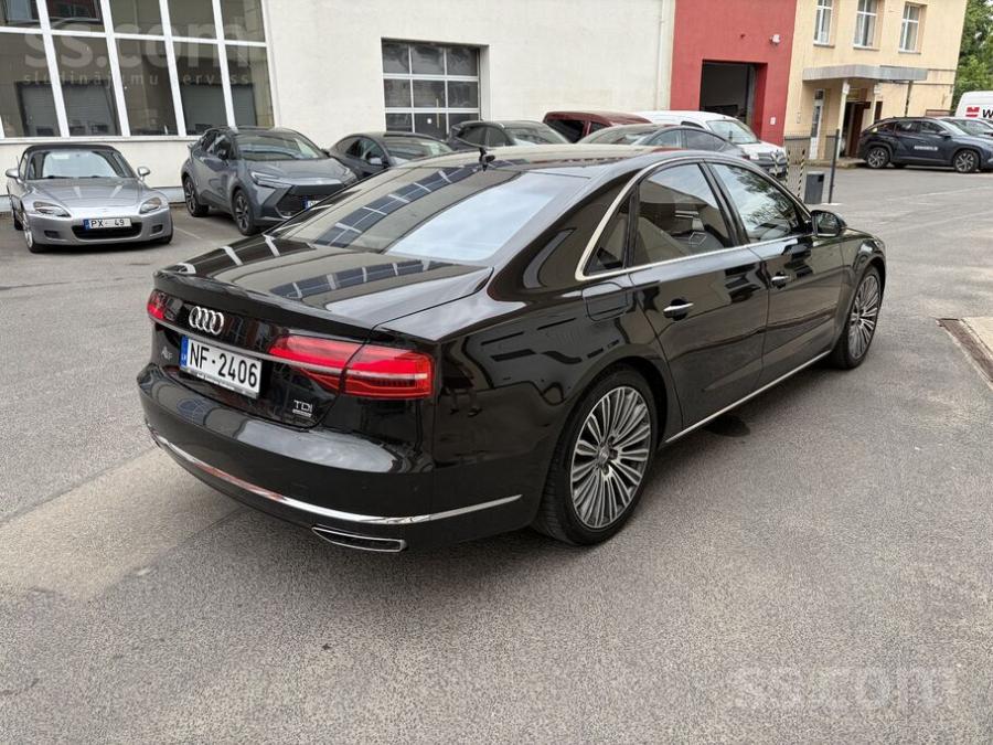 Melns Audi A8 2017 Rīga, ar dzinēja tilpumu 3.00 L un nobraukumu 285 tūkst. km par 19800 €, foto 4 vietnē AUTOMOTO.COM.LV