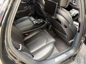 Melns Audi A8 2017 Rīga, ar dzinēja tilpumu 3.00 L un nobraukumu 285 tūkst. km par 19800 €, foto 10 vietnē AUTOMOTO.COM.LV