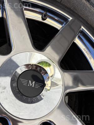 Melns Audi A8 1997 Bauska, ar dzinēja tilpumu 2.50 L un nobraukumu 367 tūkst. km par 3950 €, foto 17 vietnē AUTOMOTO.COM.LV