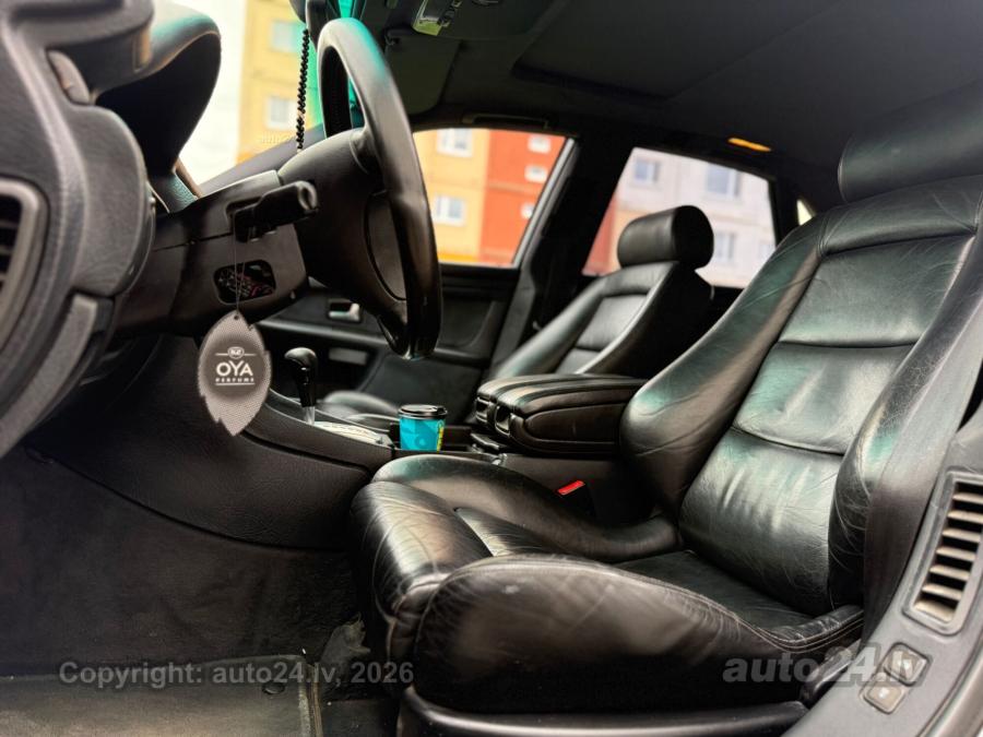 Melns Audi A8 1999 Tartu, ar dzinēja tilpumu 4.20 L un nobraukumu 384 tūkst. km par 4999 €, foto 27 vietnē AUTOMOTO.COM.LV
