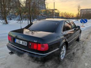 Black Audi A8 2000 in Vilnius, with an engine capacity of 2.77 L and mileage of 276 thousand km for 3800 €, photo 3 on AUTOMOTO.COM.LV