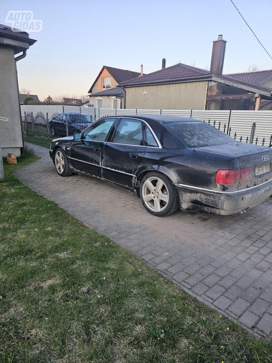 Melns Audi A8 2000 Viļņa, ar dzinēja tilpumu 2.50 L un nobraukumu 350 tūkst. km par 950 €, foto 5 vietnē AUTOMOTO.COM.LV