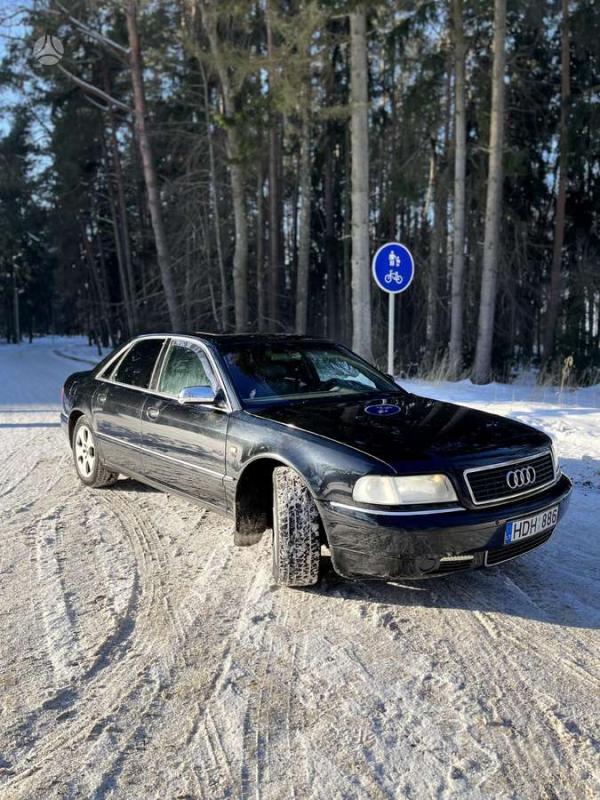 Черный Ауди А8 2001 в Пасвалис, объемом двигателя 2.50 л и пробегом 249 тыс. км за 1800 €, фото 2 на AUTOMOTO.COM.LV