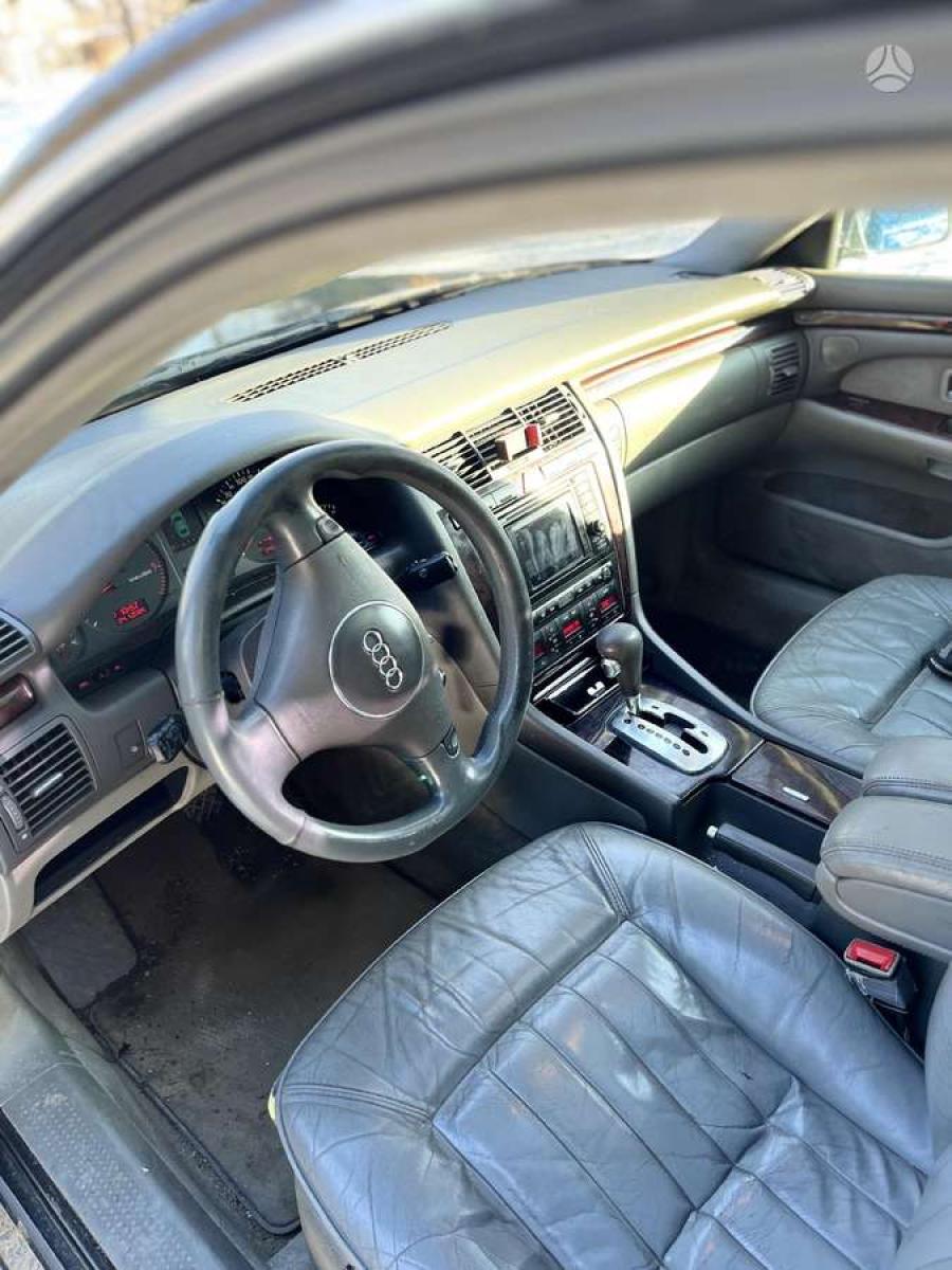 Melns Audi A8 2001 Pasvalys, ar dzinēja tilpumu 2.50 L un nobraukumu 249 tūkst. km par 1800 €, foto 7 vietnē AUTOMOTO.COM.LV