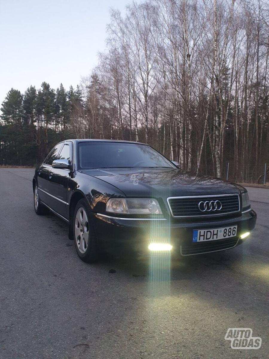 Black Audi A8 2001 in Ukmerge, with an engine capacity of 2.50 L and mileage of 250 thousand km for 3300 €, photo 2 on AUTOMOTO.COM.LV