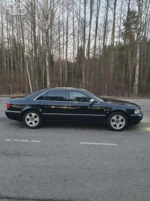 Black Audi A8 2001 in Ukmerge, with an engine capacity of 2.50 L and mileage of 250 thousand km for 3300 €, photo 6 on AUTOMOTO.COM.LV