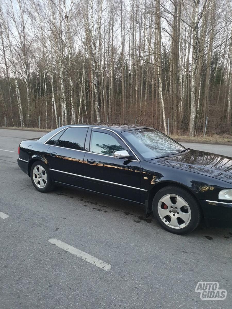 Black Audi A8 2001 in Ukmerge, with an engine capacity of 2.50 L and mileage of 250 thousand km for 3300 €, photo 11 on AUTOMOTO.COM.LV
