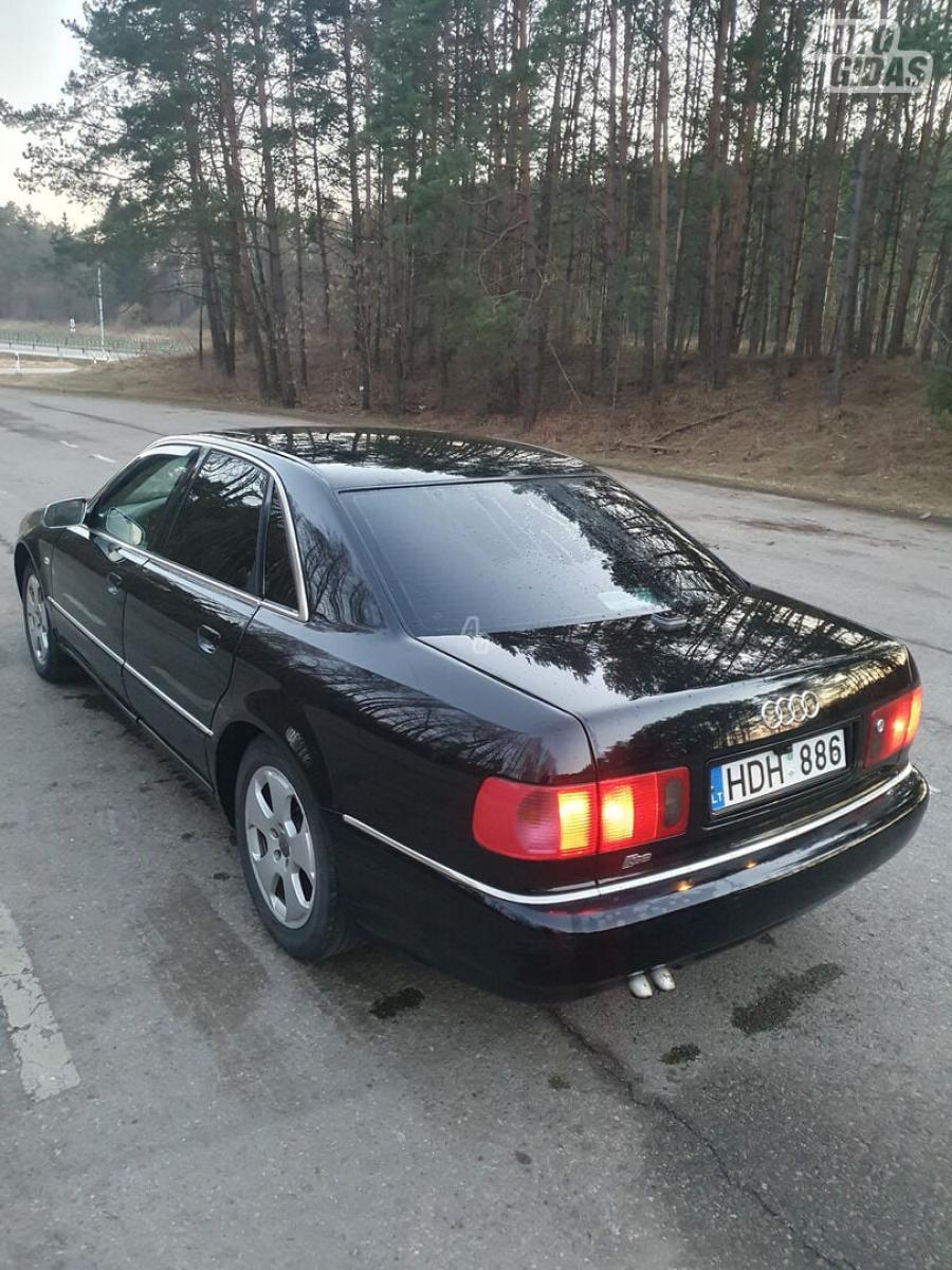 Black Audi A8 2001 in Ukmerge, with an engine capacity of 2.50 L and mileage of 250 thousand km for 3300 €, photo 14 on AUTOMOTO.COM.LV