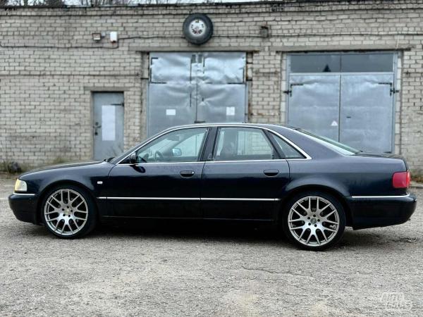 Melns Audi A8 2002 Šilutė, ar dzinēja tilpumu 2.50 L un nobraukumu 400 tūkst. km par 2400 €, foto 2 vietnē AUTOMOTO.COM.LV