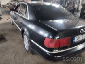 Black Audi A8 2002 in Daugavpils, with an engine capacity of 3.70 L and mileage of 398 thousand km for 2000 €, photo 3 on AUTOMOTO.COM.LV