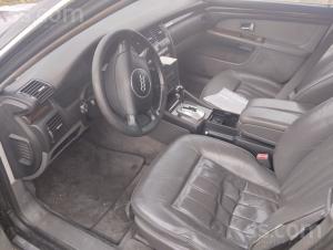 Black Audi A8 2002 in Daugavpils, with an engine capacity of 3.70 L and mileage of 398 thousand km for 2000 €, photo 6 on AUTOMOTO.COM.LV