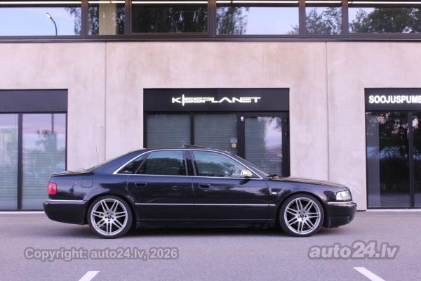 Melns Audi A8 2002 Tallina, ar dzinēja tilpumu 3.30 L un nobraukumu 339 tūkst. km par 7899 €, foto 2 vietnē AUTOMOTO.COM.LV