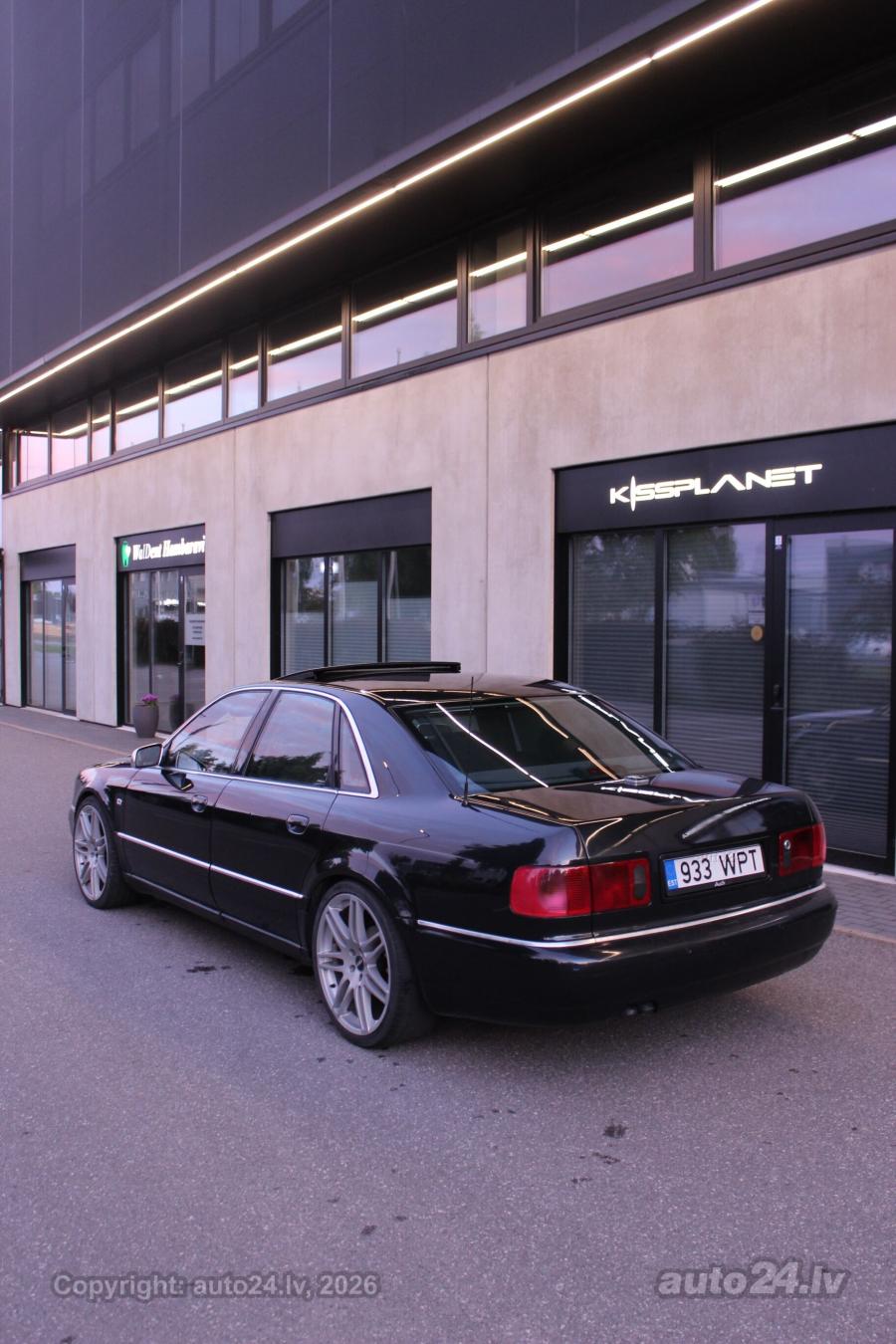 Melns Audi A8 2002 Tallina, ar dzinēja tilpumu 3.30 L un nobraukumu 339 tūkst. km par 7899 €, foto 12 vietnē AUTOMOTO.COM.LV