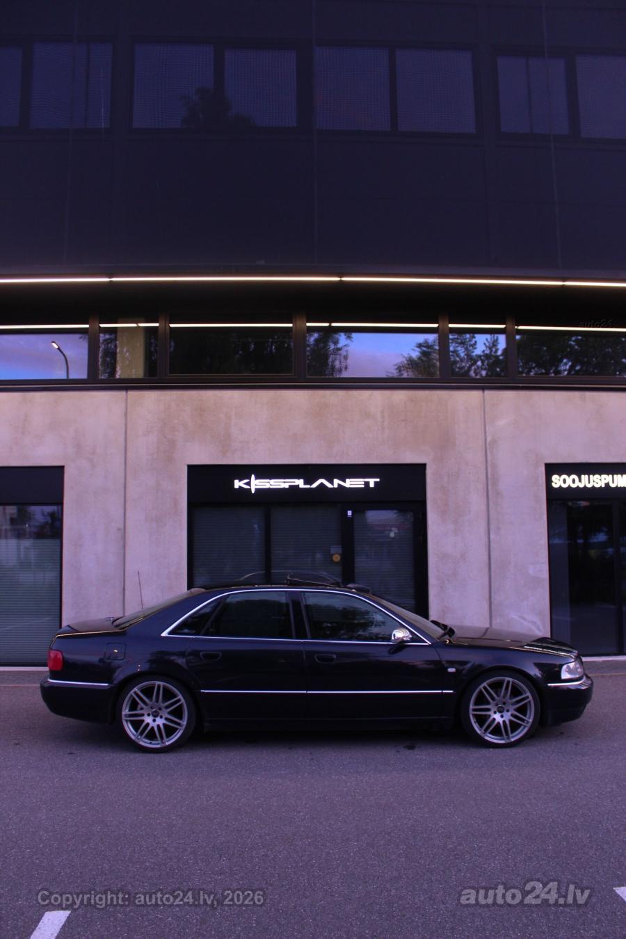Melns Audi A8 2002 Tallina, ar dzinēja tilpumu 3.30 L un nobraukumu 339 tūkst. km par 7899 €, foto 14 vietnē AUTOMOTO.COM.LV