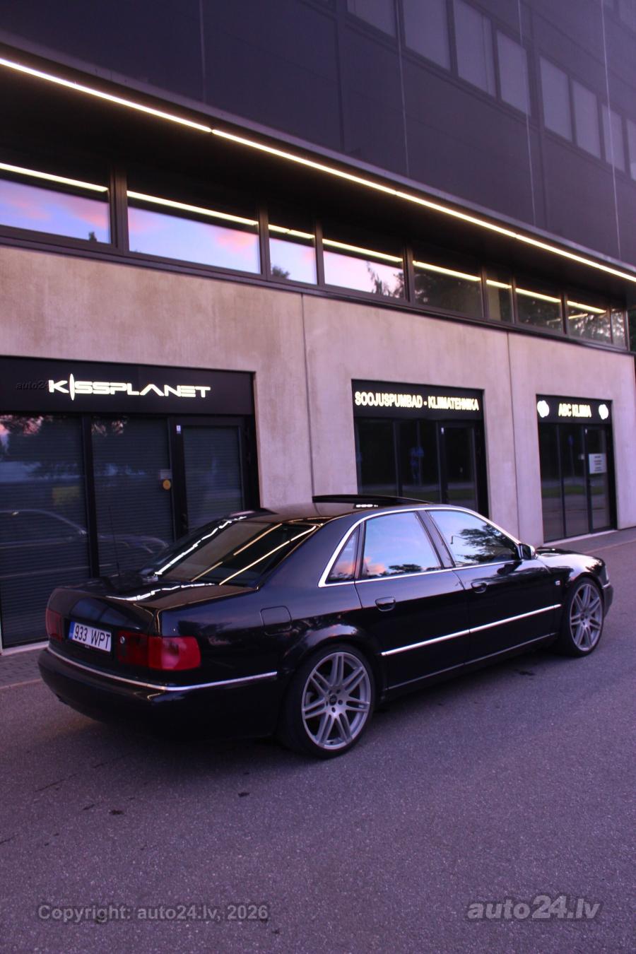 Melns Audi A8 2002 Tallina, ar dzinēja tilpumu 3.30 L un nobraukumu 339 tūkst. km par 7899 €, foto 15 vietnē AUTOMOTO.COM.LV