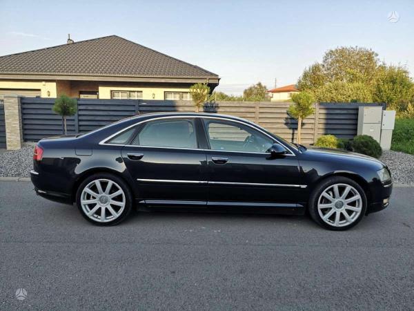 Melns Audi A8 2003 Klaipėda, ar dzinēja tilpumu 4.17 L un nobraukumu 370 tūkst. km par 4250 €, foto 4 vietnē AUTOMOTO.COM.LV