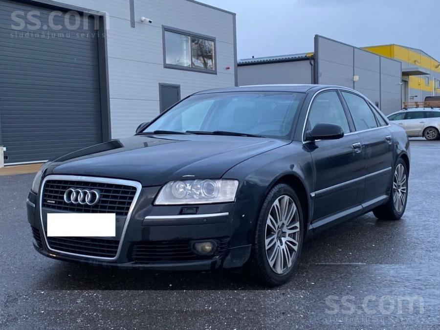 Black Audi A8 2003 in Ogre, with an engine capacity of 4.20 L and mileage of 398 thousand km for 5600 €, photo 1 on AUTOMOTO.COM.LV