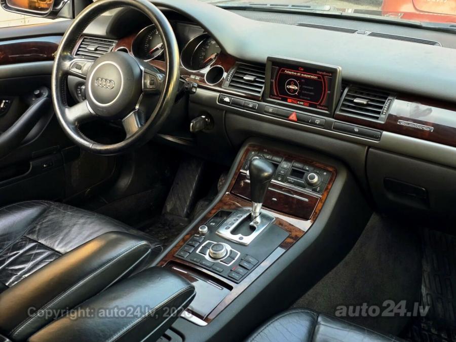 Melns Audi A8 2003 Tallina, ar dzinēja tilpumu 3.70 L un nobraukumu 403 tūkst. km par 2199 €, foto 5 vietnē AUTOMOTO.COM.LV