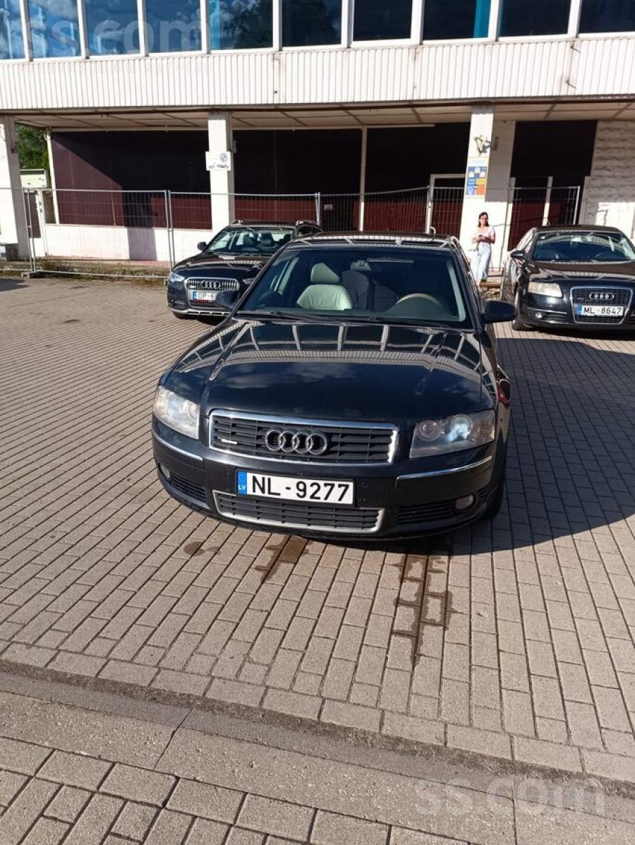 Black Audi A8 2003 in Riga, with an engine capacity of 4.00 L and mileage of 340 thousand km for 3650 €, photo 3 on AUTOMOTO.COM.LV