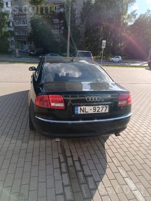 Black Audi A8 2003 in Riga, with an engine capacity of 4.00 L and mileage of 340 thousand km for 3650 €, photo 4 on AUTOMOTO.COM.LV