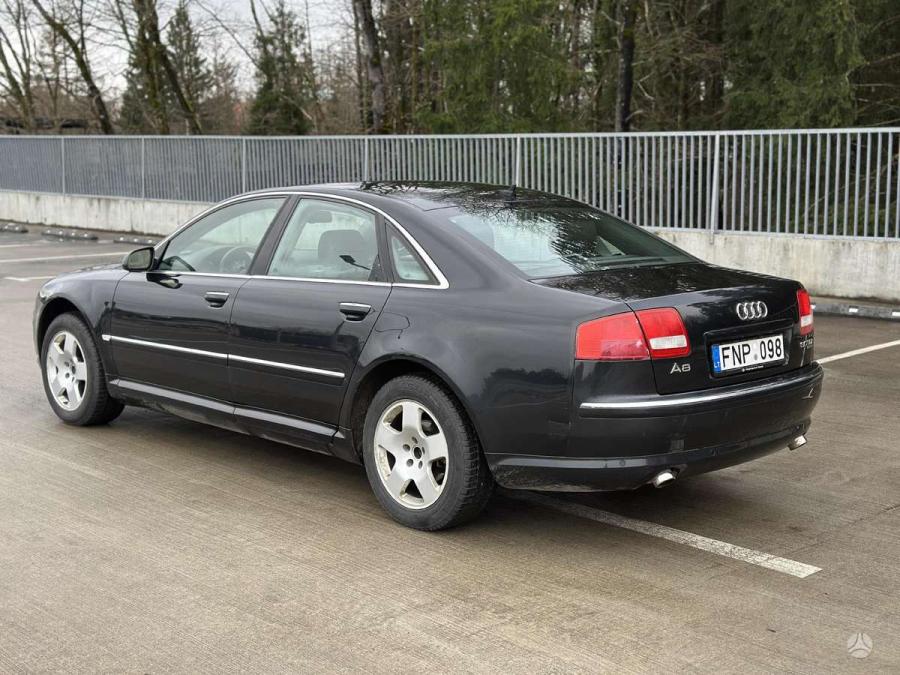 Melns Audi A8 2004 Viļņa, ar dzinēja tilpumu 2.97 L un nobraukumu 404 tūkst. km par 1500 €, foto 6 vietnē AUTOMOTO.COM.LV