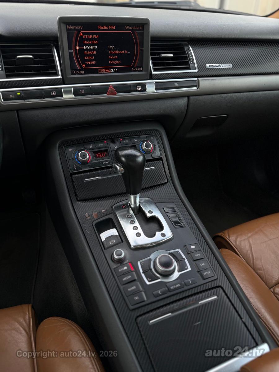 Black Audi A8 2004 in Tartu, with an engine capacity of 3.90 L and mileage of 430 thousand km for 3000 €, photo 14 on AUTOMOTO.COM.LV
