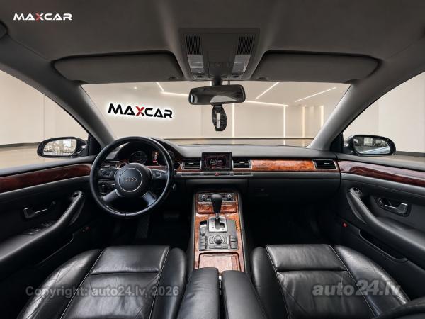 Black Audi A8 2004 in Tallinn, with an engine capacity of 3.00 L and mileage of 351 thousand km for 2999 €, photo 7 on AUTOMOTO.COM.LV