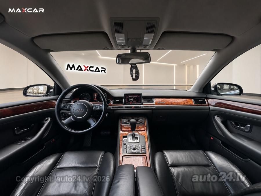Black Audi A8 2004 in Tallinn, with an engine capacity of 3.00 L and mileage of 351 thousand km for 2999 €, photo 8 on AUTOMOTO.COM.LV