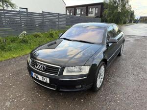 Black Audi A8 2004 in Vilnius, with an engine capacity of 3.94 L and mileage of 442 thousand km for 2999 €, photo 3 on AUTOMOTO.COM.LV