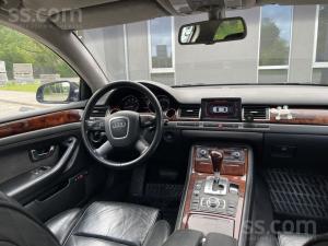 Melns Audi A8 2005 Jūrmala, ar dzinēja tilpumu 4.20 L un nobraukumu 0 tūkst. km par 6650 €, foto 29 vietnē AUTOMOTO.COM.LV