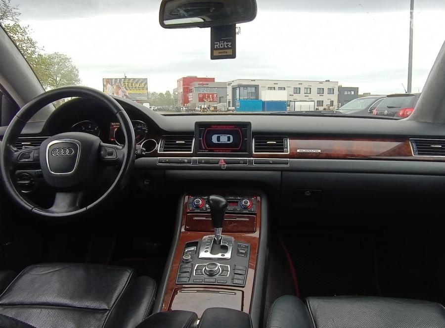 Melns Audi A8 2005 Šauļi, ar dzinēja tilpumu 3.20 L un nobraukumu 290 tūkst. km par 3500 €, foto 11 vietnē AUTOMOTO.COM.LV