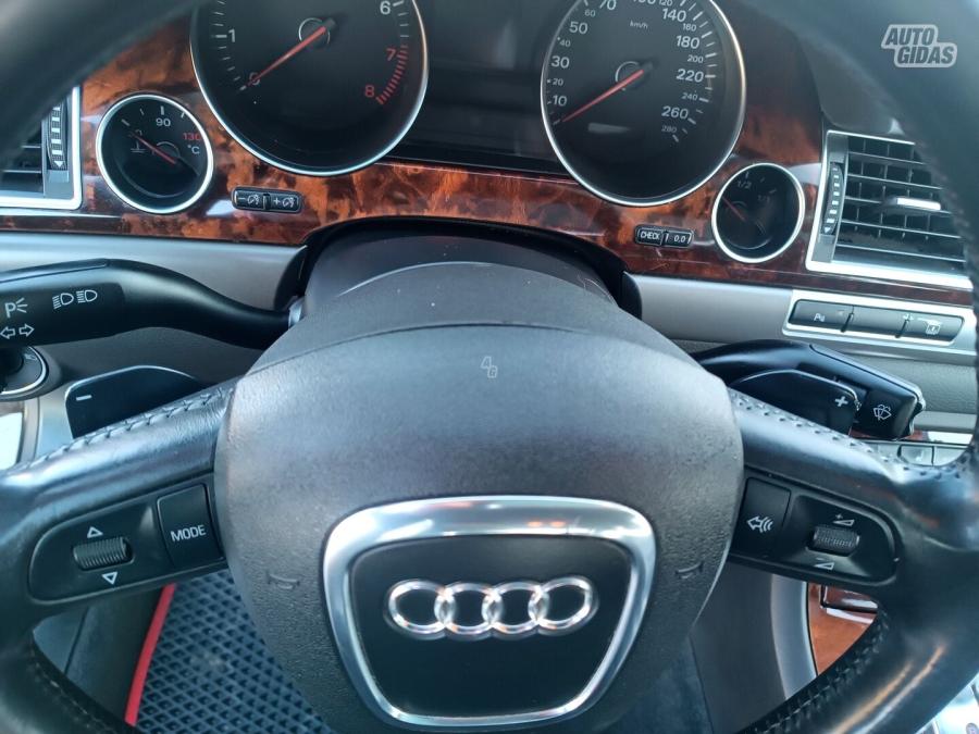 Melns Audi A8 2005 Šauļi, ar dzinēja tilpumu 3.10 L un nobraukumu 290 tūkst. km par 3350 €, foto 21 vietnē AUTOMOTO.COM.LV