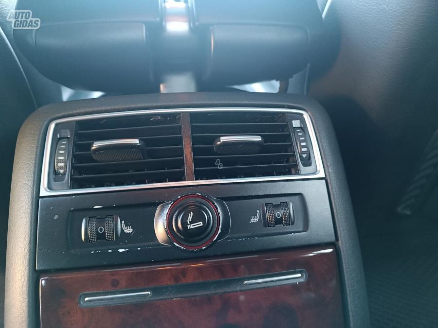 Melns Audi A8 2005 Šauļi, ar dzinēja tilpumu 3.20 L un nobraukumu 290 tūkst. km par 3300 €, foto 16 vietnē AUTOMOTO.COM.LV