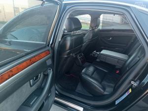 Black Audi A8 2005 in Siauliai, with an engine capacity of 3.20 L and mileage of 290 thousand km for 3300 €, photo 16 on AUTOMOTO.COM.LV