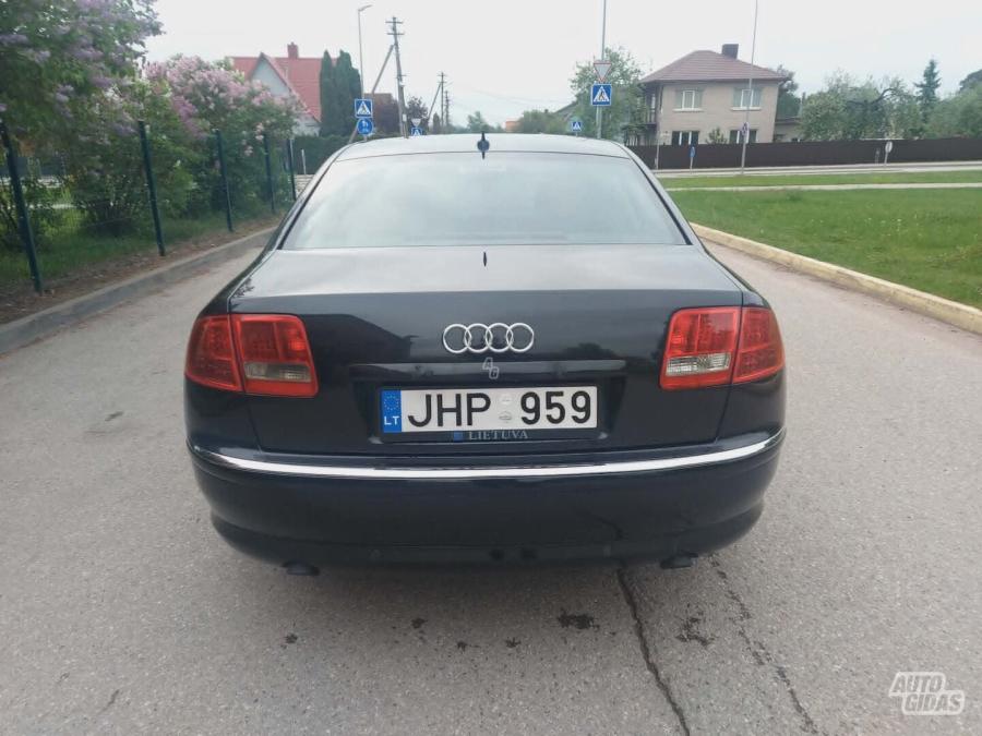Black Audi A8 2005 in Ukmerge, with an engine capacity of 3.00 L and mileage of 285 thousand km for 4000 €, photo 6 on AUTOMOTO.COM.LV