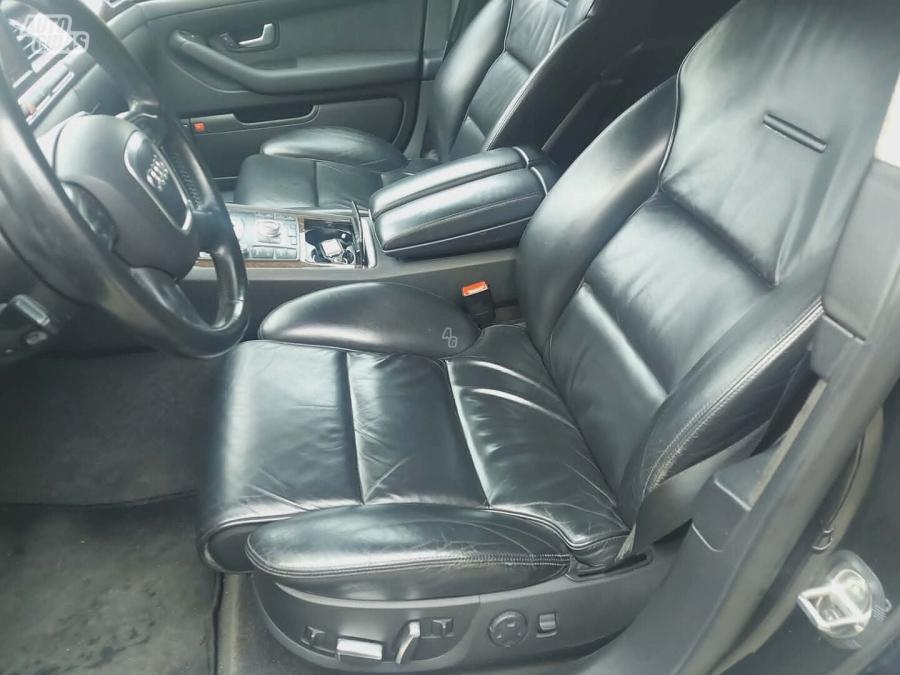 Black Audi A8 2005 in Ukmerge, with an engine capacity of 3.00 L and mileage of 285 thousand km for 4000 €, photo 9 on AUTOMOTO.COM.LV