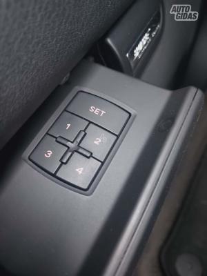 Black Audi A8 2005 in Ukmerge, with an engine capacity of 3.00 L and mileage of 285 thousand km for 4000 €, photo 19 on AUTOMOTO.COM.LV