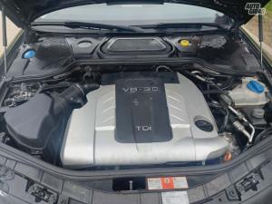 Black Audi A8 2005 in Ukmerge, with an engine capacity of 3.00 L and mileage of 285 thousand km for 4000 €, photo 21 on AUTOMOTO.COM.LV