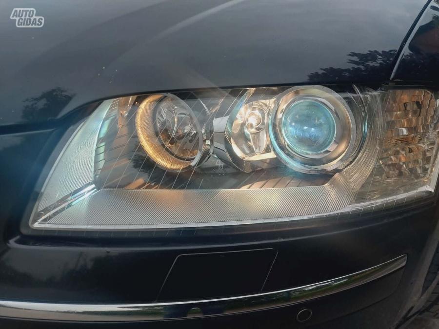 Black Audi A8 2005 in Ukmerge, with an engine capacity of 3.00 L and mileage of 285 thousand km for 4000 €, photo 25 on AUTOMOTO.COM.LV