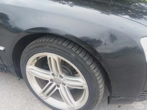 Black Audi A8 2005 in Ukmerge, with an engine capacity of 3.00 L and mileage of 285 thousand km for 4000 €, photo 28 on AUTOMOTO.COM.LV