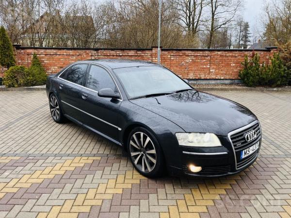 Black Audi A8 2005 in Jekabpils, with an engine capacity of 3.00 L and mileage of 421 thousand km for 3500 €, photo 4 on AUTOMOTO.COM.LV