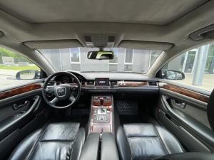 Black Audi A8 2005 in Riga, with an engine capacity of 4.20 L and mileage of 285 thousand km for 6650 €, photo 19 on AUTOMOTO.COM.LV