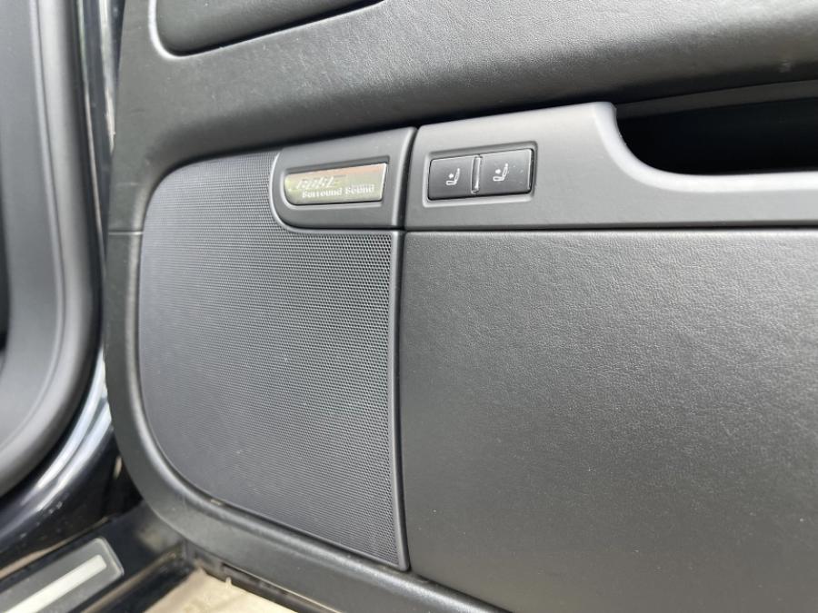 Black Audi A8 2005 in Riga, with an engine capacity of 4.20 L and mileage of 285 thousand km for 6650 €, photo 21 on AUTOMOTO.COM.LV