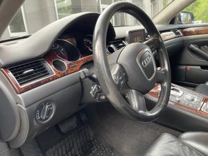 Black Audi A8 2005 in Riga, with an engine capacity of 4.20 L and mileage of 285 thousand km for 6650 €, photo 24 on AUTOMOTO.COM.LV