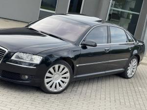 Black Audi A8 2005 in Riga, with an engine capacity of 4.20 L and mileage of 285 thousand km for 6650 €, photo 29 on AUTOMOTO.COM.LV