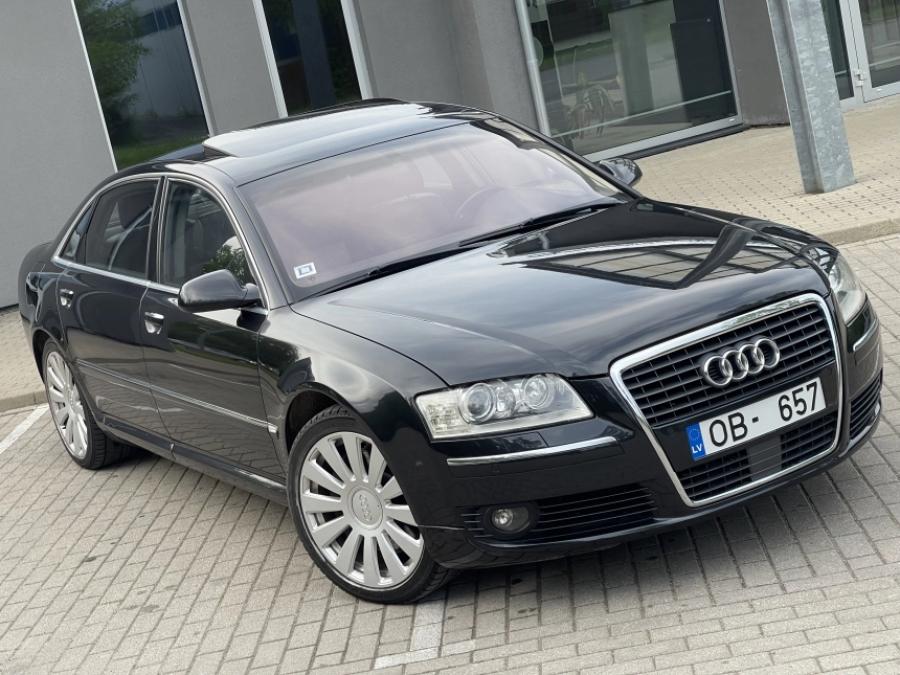 Black Audi A8 2005 in Riga, with an engine capacity of 4.20 L and mileage of 285 thousand km for 6650 €, photo 31 on AUTOMOTO.COM.LV