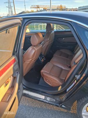 Black Audi A8 2005 in Johvi, with an engine capacity of 3.00 L and mileage of 360 thousand km for 2900 €, photo 20 on AUTOMOTO.COM.LV
