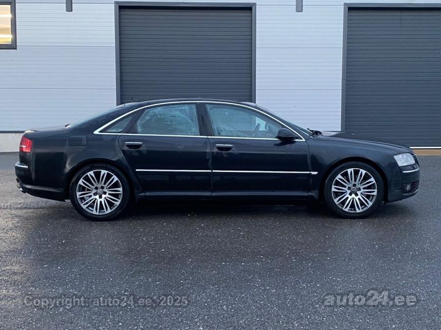 Black Audi A8 2006 in Tartu, with an engine capacity of 4.20 L and mileage of 361 thousand km for 5490 €, photo 4 on AUTOMOTO.COM.LV